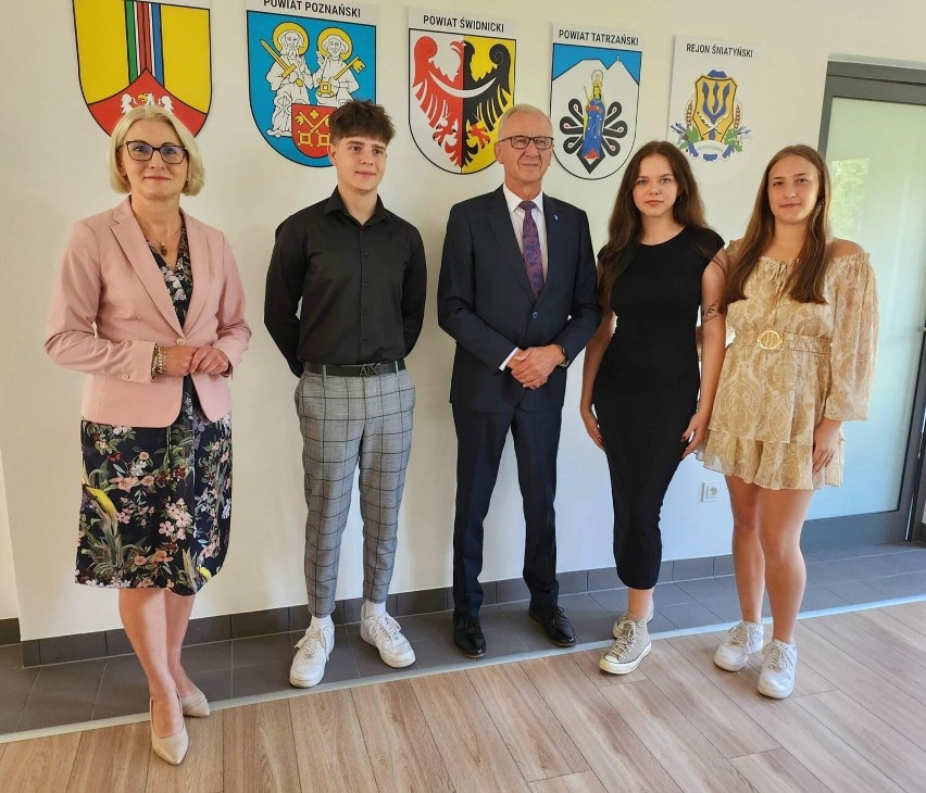 Młodzieżowa Rada Powiatu w Kartuzach powołana - Masz Głos